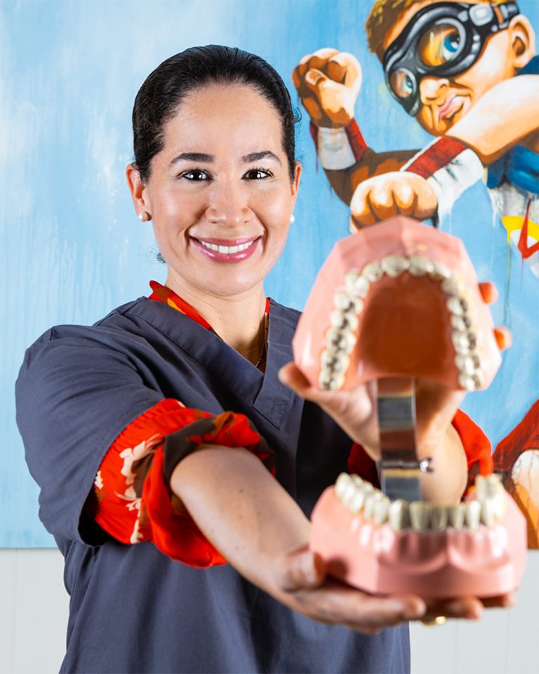 Dr Vanessa Romer